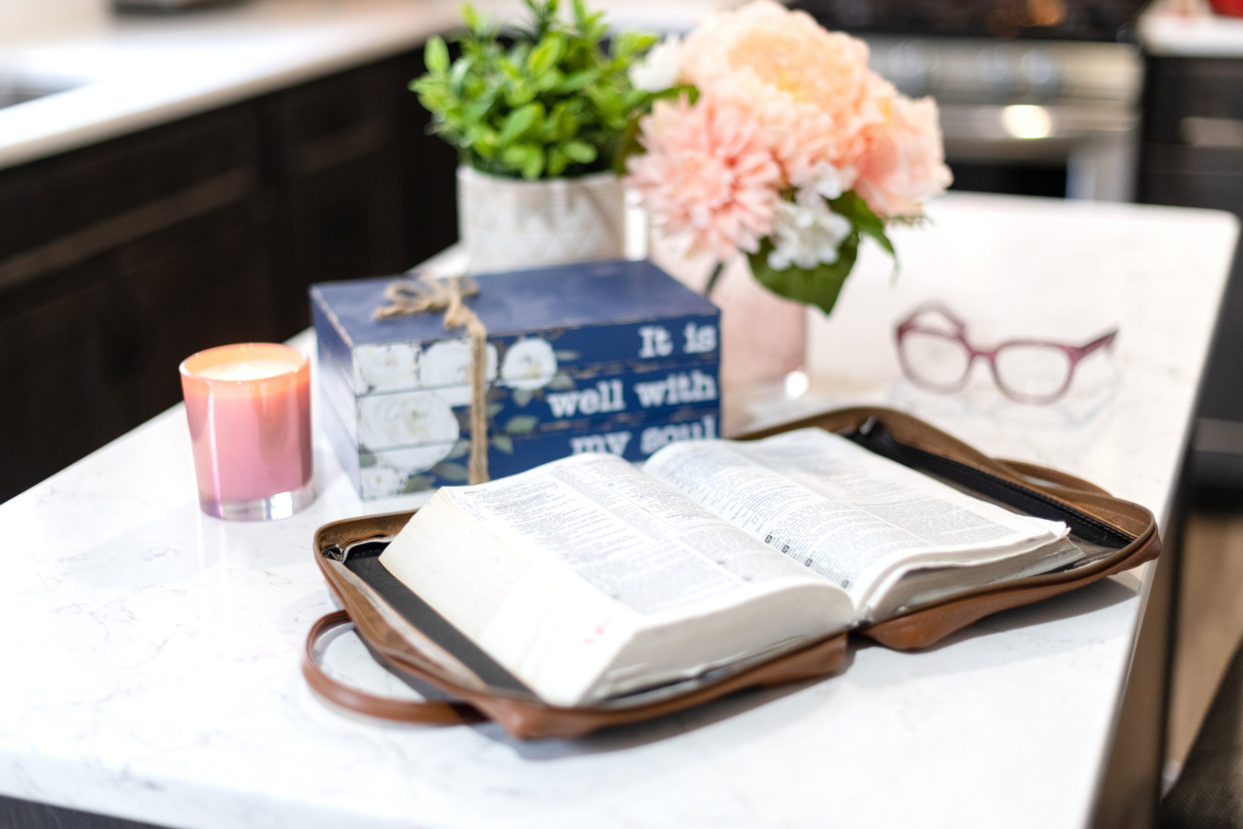 Big List of Books for Christian Moms | Ericka Andersen